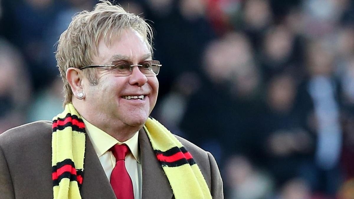 Goaldiggers! Elton scores a dig against British Football | Elton John World